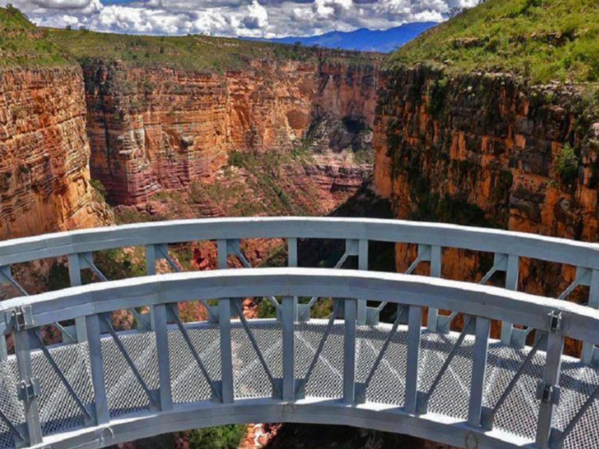 Visita las Huellas Jurásicas en Toro Toro | Magazine Management