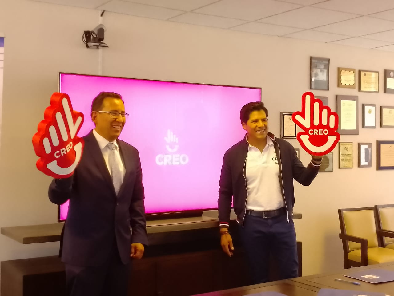 CNI y CREOTEC firman convenio en beneficio de la salud de los ...
