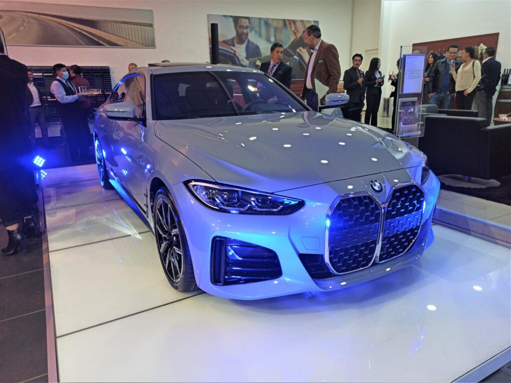 SACI presenta el lujoso deportivo BMW 430i Gran Coupé | Magazine Management