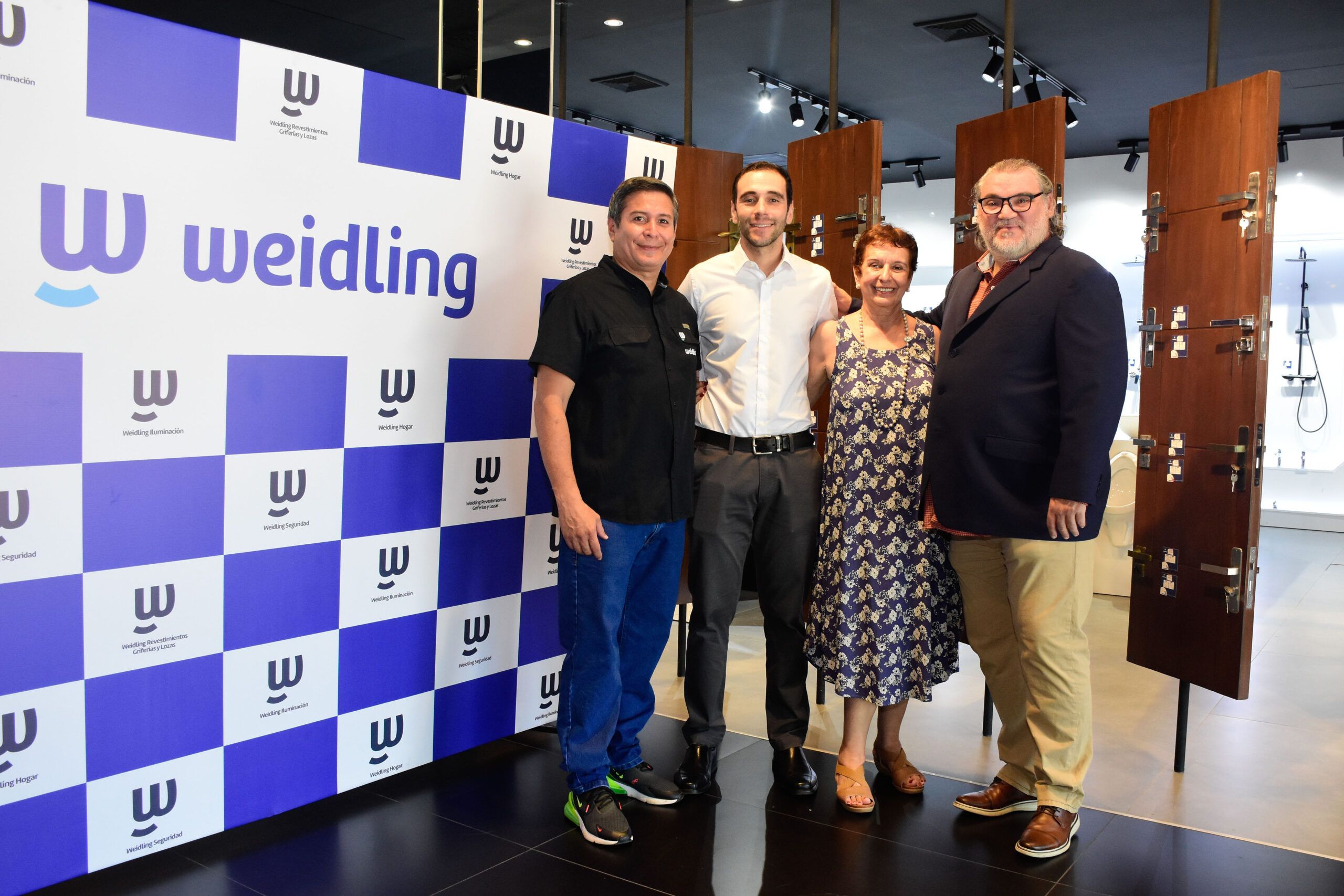 WEIDLING ESTRENA IMPONENTE SHOWROOM EN LA BLACUTT | Magazine Management