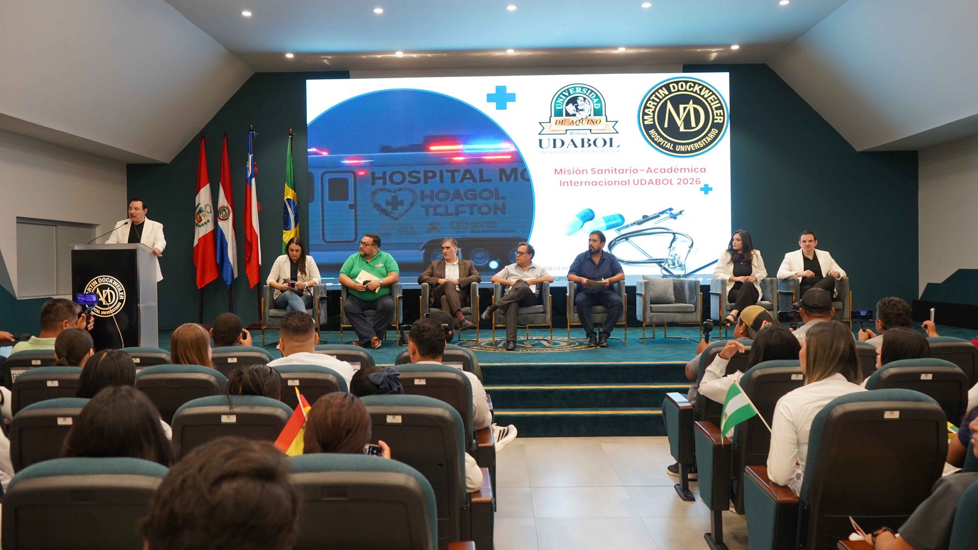 UDABOL presentó las primeras Cybertrucks destinadas a hospitales ...